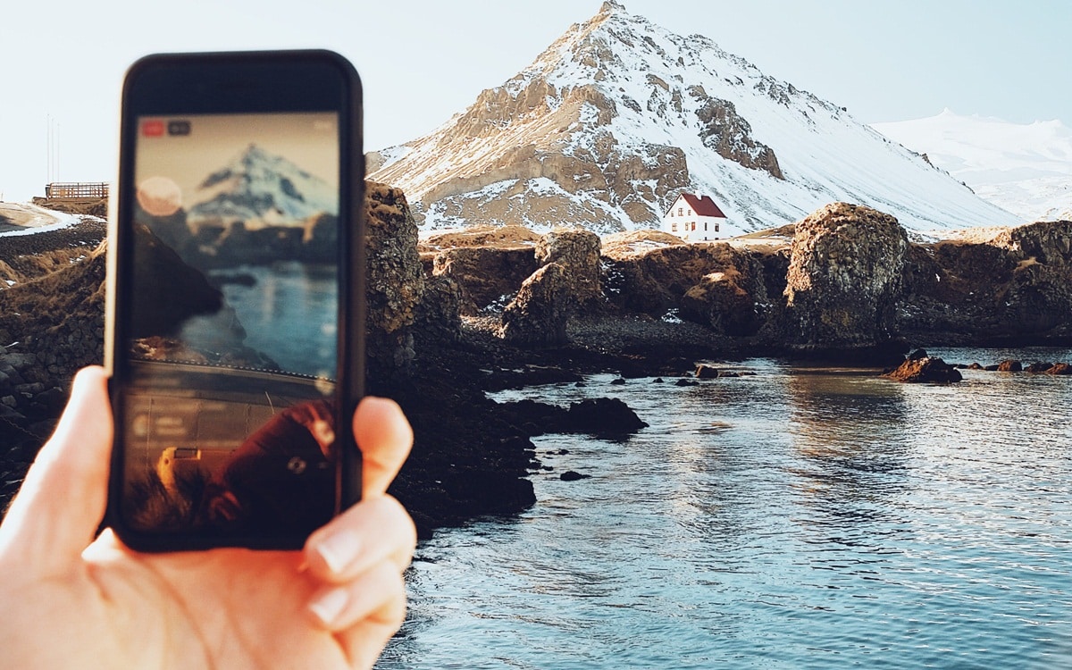 Facebook Live For Business: 8 Essential Tips For Using It