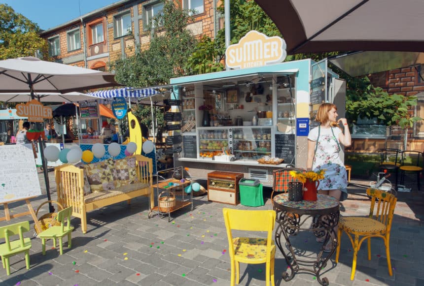 Designing a pop-up food stall - MicroStartups.org