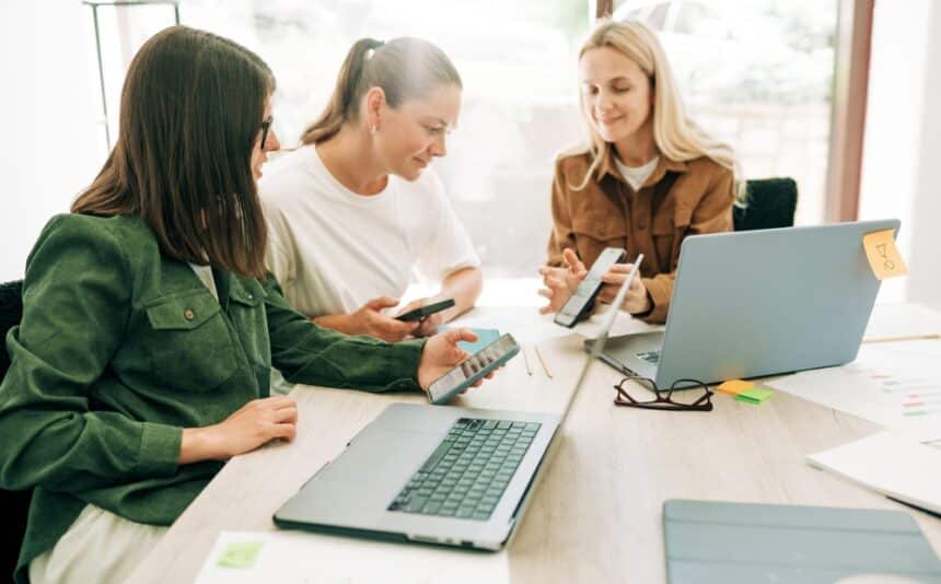 7 Proven Bootstrapping Strategies Every Startup Founder Must Know ...